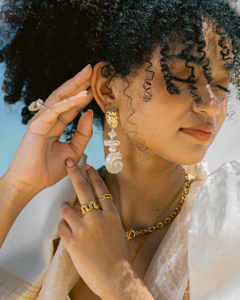 Momoke Moon Shell Magic Earrings – ISLA.PH