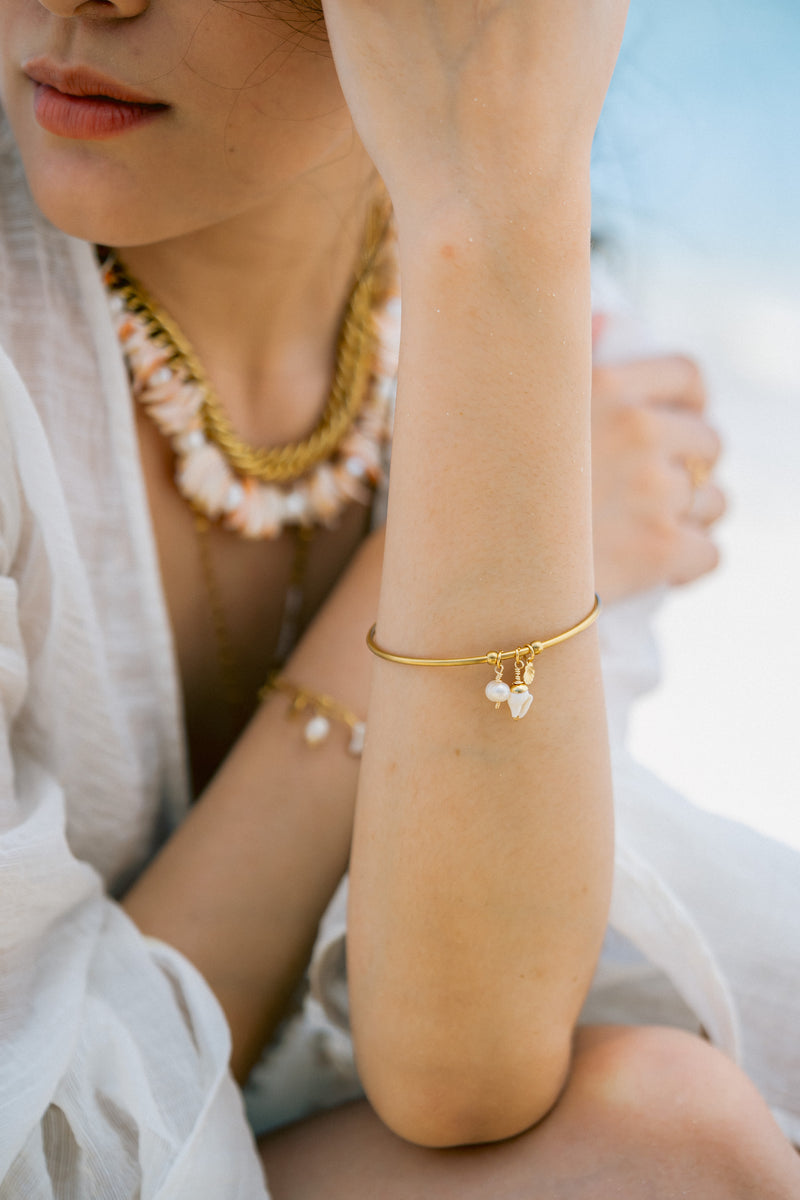 Islita Mini Cone Shell Charm Bangle – ISLA.PH